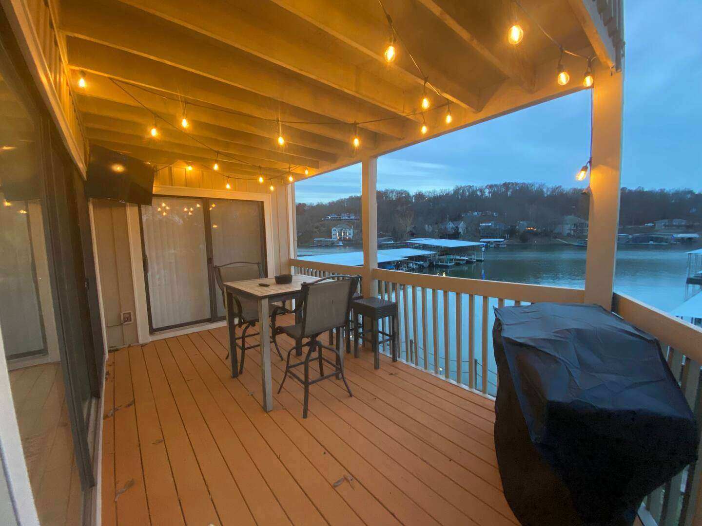 1BR Lakefront Retreat | Indian Pointe | Lake of the Ozarks